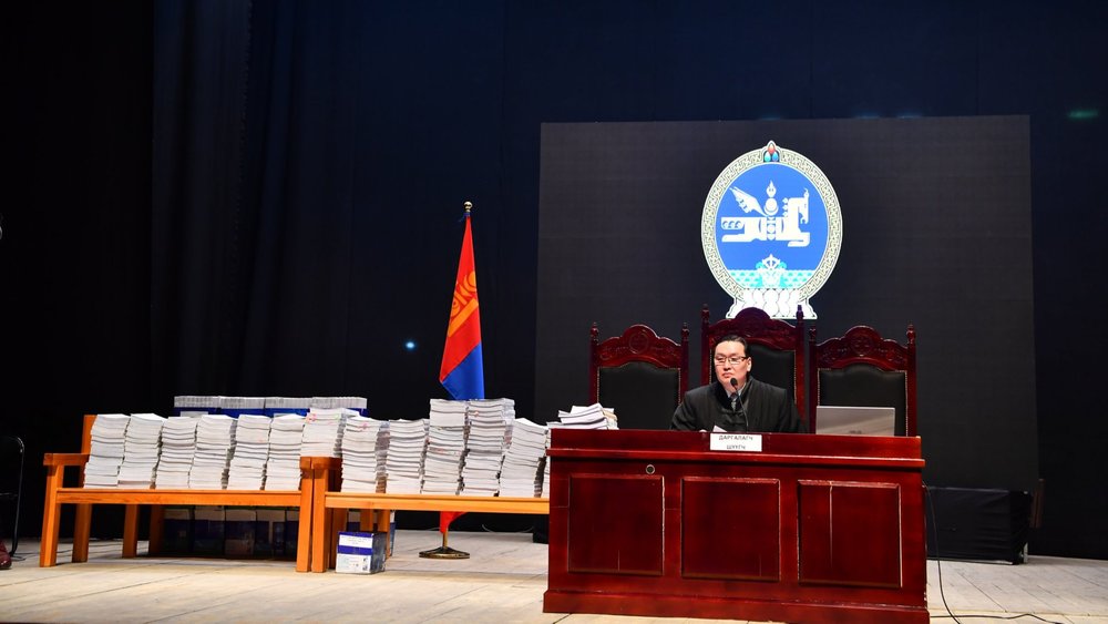 Хөгжлийн банкны хэргийг шүүх хурал хэд ч хойшилж болзошгүй” гэв үү